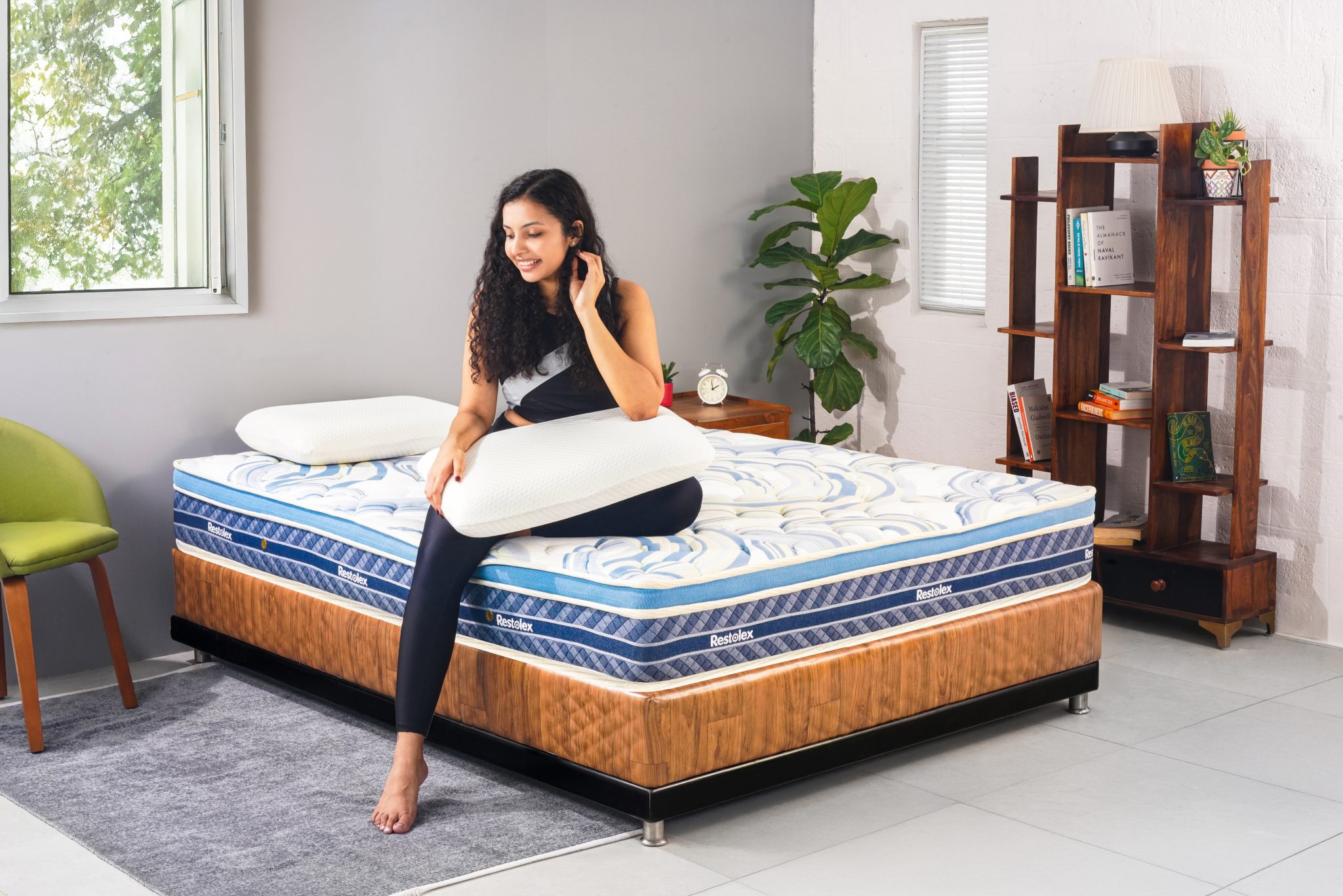 Spring vs. Foam Mattresses: Which One is Right for You? - Restolex
